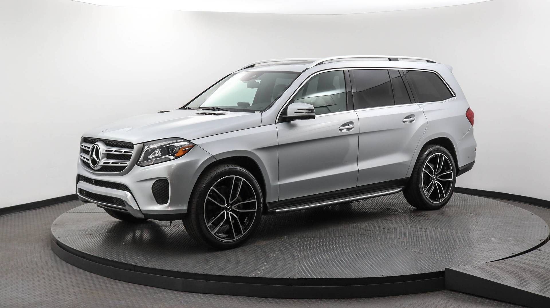 Karwan Car Rental | Home